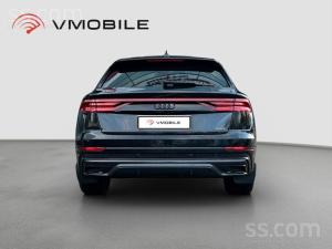Black Audi Q8 2022 in Riga, with an engine capacity of 3.00 L and mileage of 71 thousand km for 59700 €, photo 4 on AUTOMOTO.COM.LV