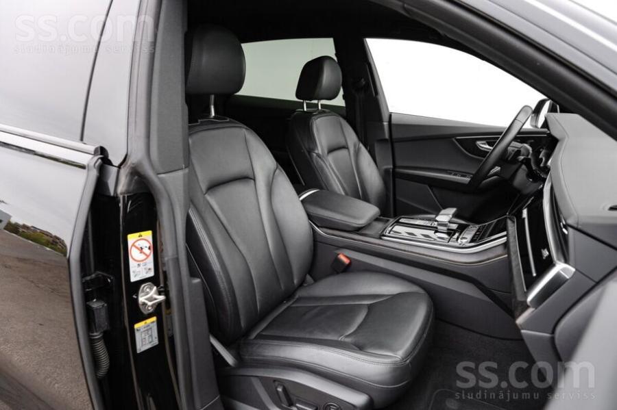 Black Audi Q8 2022 in Riga, with an engine capacity of 3.00 L and mileage of 108 thousand km for 47650 €, photo 8 on AUTOMOTO.COM.LV