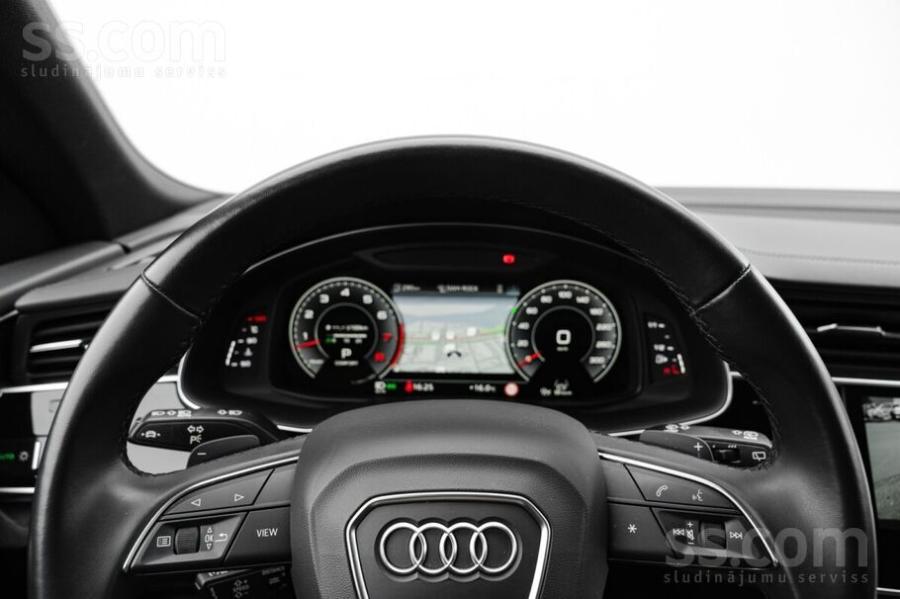 Black Audi Q8 2022 in Riga, with an engine capacity of 3.00 L and mileage of 108 thousand km for 47650 €, photo 21 on AUTOMOTO.COM.LV