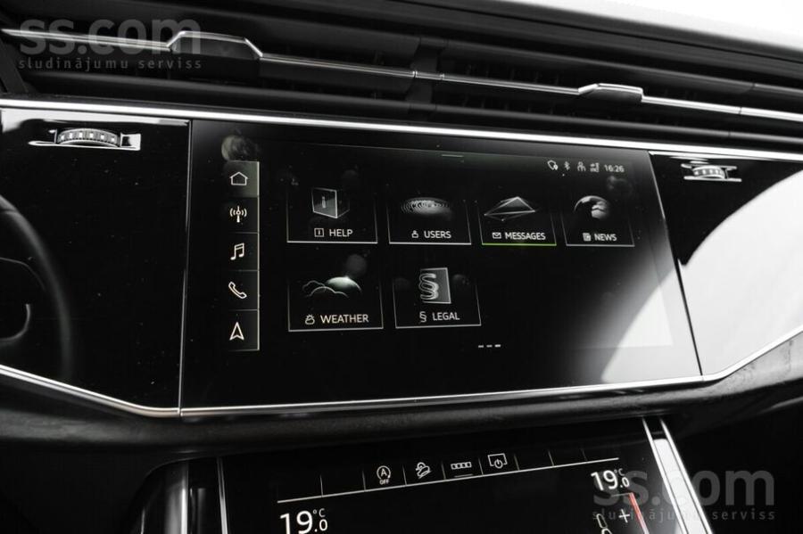 Black Audi Q8 2022 in Riga, with an engine capacity of 3.00 L and mileage of 108 thousand km for 47650 €, photo 33 on AUTOMOTO.COM.LV