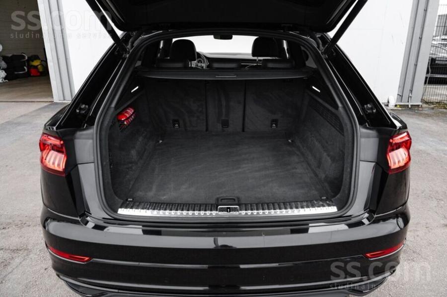 Black Audi Q8 2022 in Riga, with an engine capacity of 3.00 L and mileage of 108 thousand km for 47650 €, photo 36 on AUTOMOTO.COM.LV
