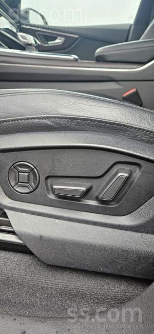 Melns Audi Q8 2022 Rīga, ar dzinēja tilpumu 3.00 L un nobraukumu 108 tūkst. km par 46500 €, foto 10 vietnē AUTOMOTO.COM.LV
