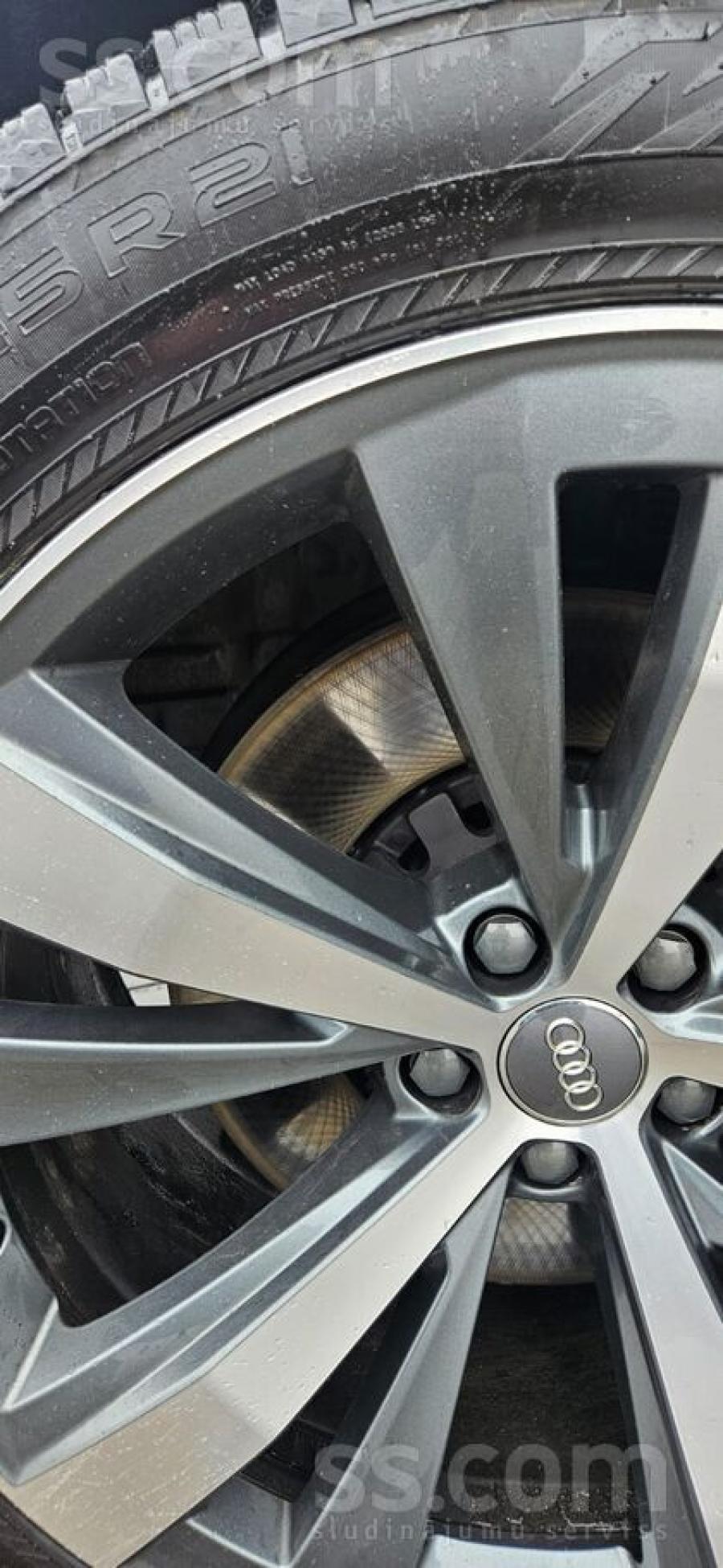 Melns Audi Q8 2022 Rīga, ar dzinēja tilpumu 3.00 L un nobraukumu 108 tūkst. km par 46500 €, foto 13 vietnē AUTOMOTO.COM.LV