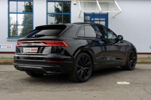 Black Audi Q8 2022 in Vilnius, with an engine capacity of 3.00 L and mileage of 140 thousand km for 58800 €, photo 14 on AUTOMOTO.COM.LV