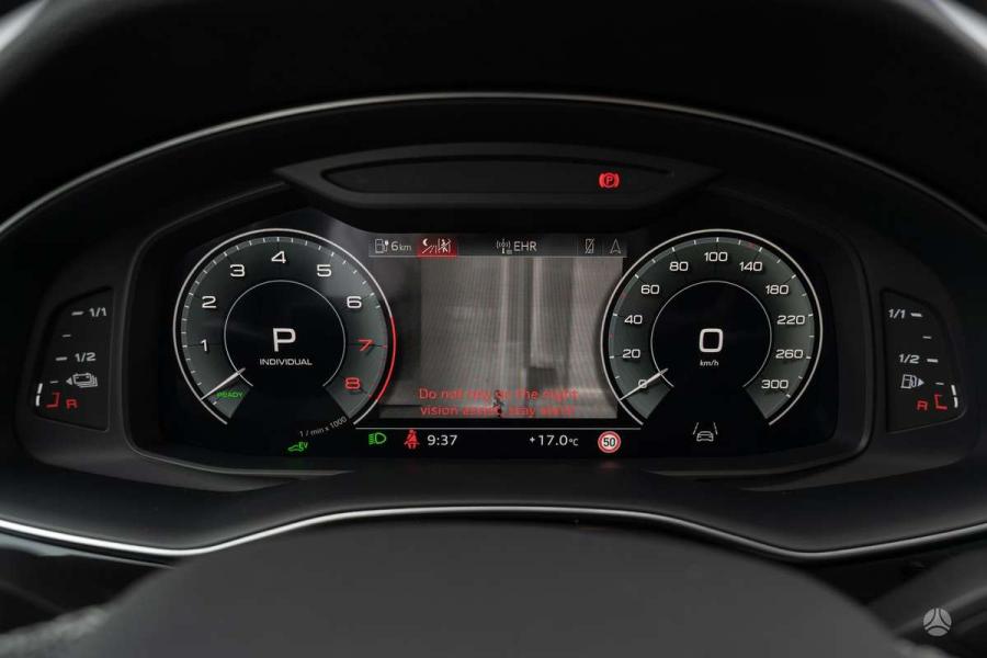 Black Audi Q8 2022 in Vilnius, with an engine capacity of 3.00 L and mileage of 140 thousand km for 58800 €, photo 18 on AUTOMOTO.COM.LV