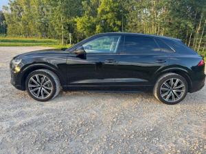 Melns Audi Q8 2022 Rīga, ar dzinēja tilpumu 3.00 L un nobraukumu 54 tūkst. km par 49500 €, foto 5 vietnē AUTOMOTO.COM.LV