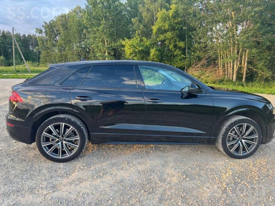 Melns Audi Q8 2022 Rīga, ar dzinēja tilpumu 3.00 L un nobraukumu 54 tūkst. km par 49500 €, foto 6 vietnē AUTOMOTO.COM.LV
