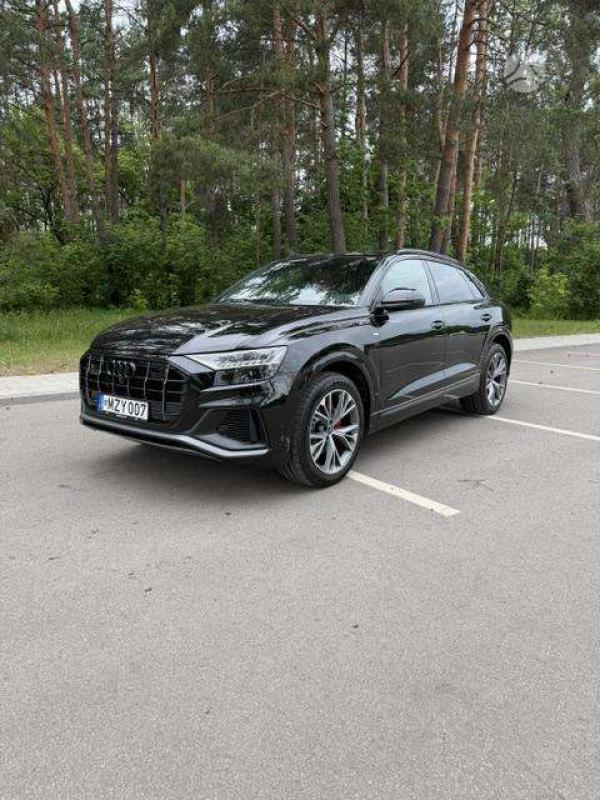 Черный Ауди Q8 2022 в Каунас, объемом двигателя 3.00 л и пробегом 99 тыс. км за 52500 €, фото 2 на AUTOMOTO.COM.LV
