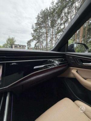 Черный Ауди Q8 2022 в Каунас, объемом двигателя 3.00 л и пробегом 99 тыс. км за 52500 €, фото 13 на AUTOMOTO.COM.LV