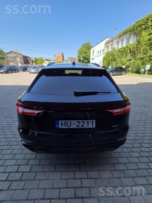 Melns Audi Q8 2023 Liepāja, ar dzinēja tilpumu 3.00 L un nobraukumu 60 tūkst. km par 70000 €, foto 4 vietnē AUTOMOTO.COM.LV