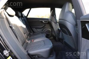 Черный Ауди Q8 2023 в Тукумс, объемом двигателя 3.00 л и пробегом 76 тыс. км за 55000 €, фото 17 на AUTOMOTO.COM.LV