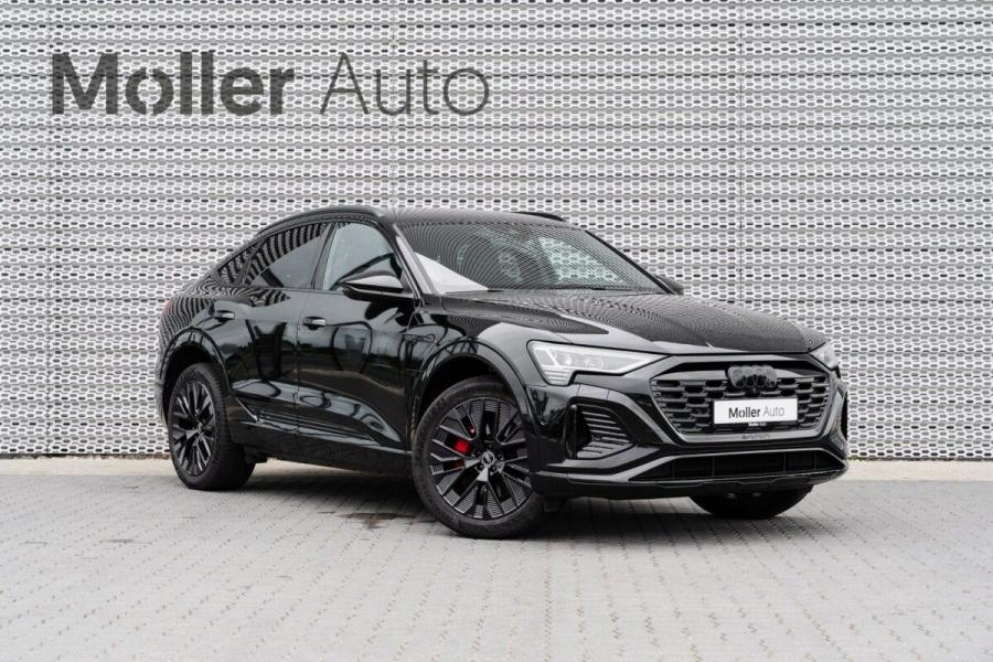 Black Audi Q8 2024 in Marupe, with an engine capacity of 0.00 L and mileage of 72 thousand km for 54200 €, photo 3 on AUTOMOTO.COM.LV