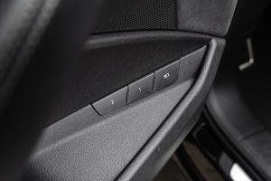 Black Audi Q8 2024 in Marupe, with an engine capacity of 0.00 L and mileage of 72 thousand km for 54200 €, photo 11 on AUTOMOTO.COM.LV