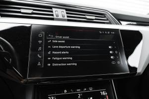 Black Audi Q8 2024 in Marupe, with an engine capacity of 0.00 L and mileage of 72 thousand km for 54200 €, photo 28 on AUTOMOTO.COM.LV