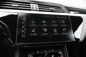 Black Audi Q8 2024 in Marupe, with an engine capacity of 0.00 L and mileage of 72 thousand km for 54200 €, photo 29 on AUTOMOTO.COM.LV