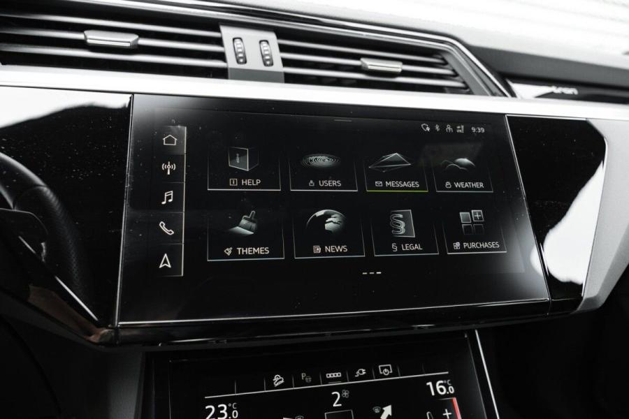 Black Audi Q8 2024 in Marupe, with an engine capacity of 0.00 L and mileage of 72 thousand km for 54200 €, photo 29 on AUTOMOTO.COM.LV