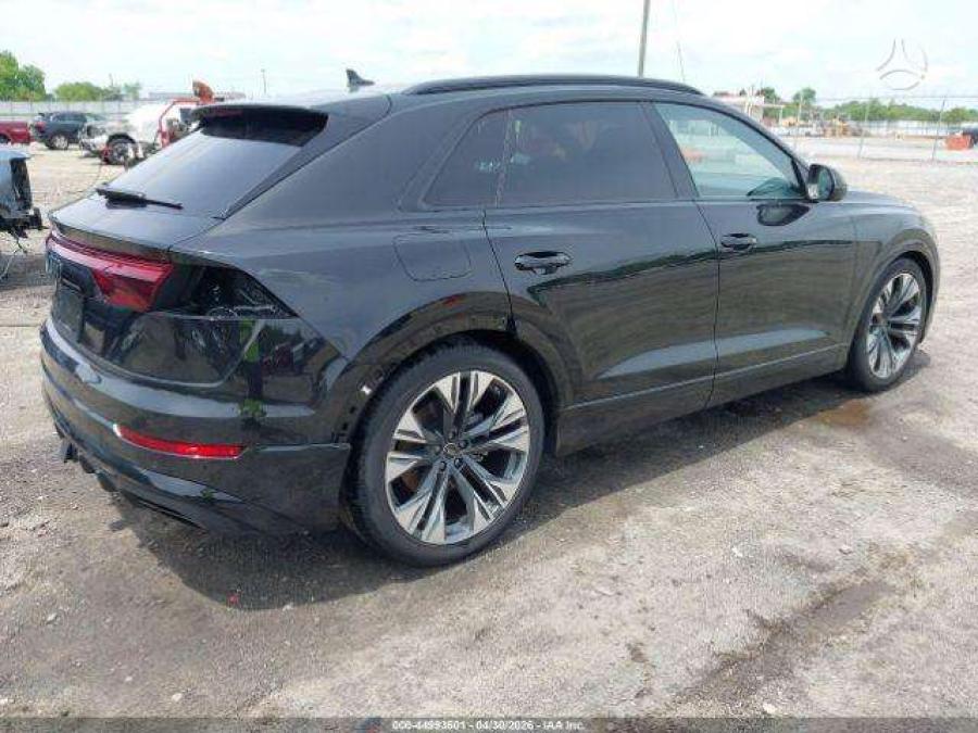 Melns Audi Q8 2024 Klaipėda, ar dzinēja tilpumu 3.00 L un nobraukumu 14 tūkst. km par 31250 €, foto 6 vietnē AUTOMOTO.COM.LV