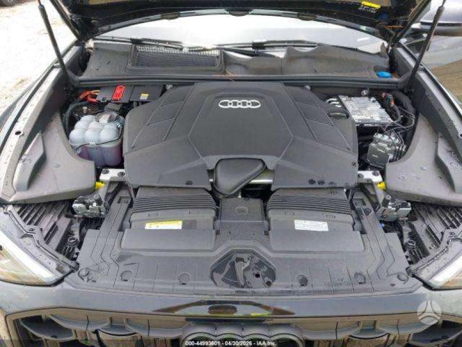 Melns Audi Q8 2024 Klaipėda, ar dzinēja tilpumu 3.00 L un nobraukumu 14 tūkst. km par 31250 €, foto 16 vietnē AUTOMOTO.COM.LV