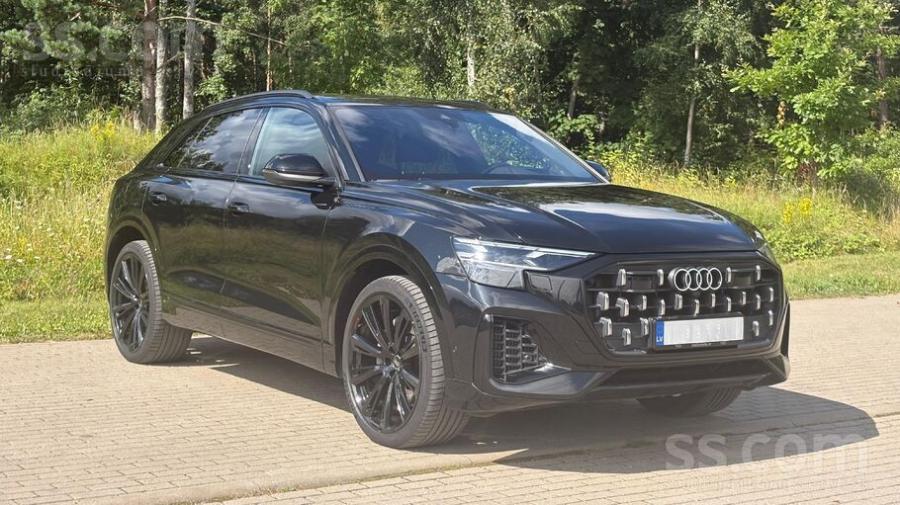 Melns Audi Q8 2024 Liepāja, ar dzinēja tilpumu 3.00 L un nobraukumu 58 tūkst. km par 65000 €, foto 3 vietnē AUTOMOTO.COM.LV