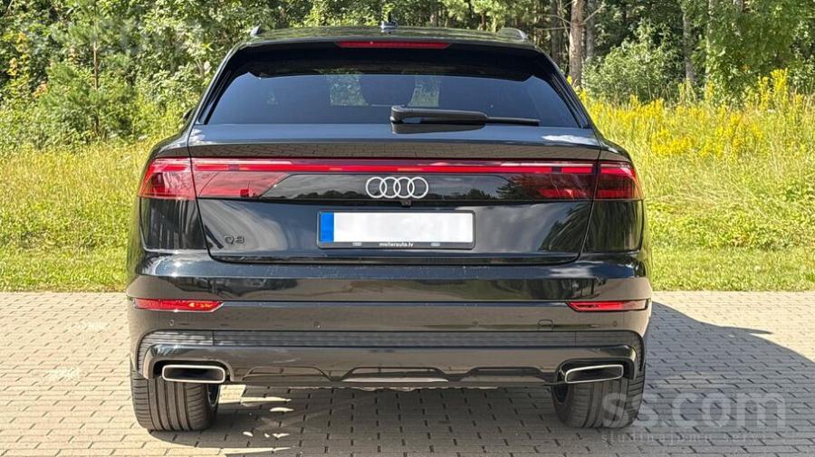 Melns Audi Q8 2024 Liepāja, ar dzinēja tilpumu 3.00 L un nobraukumu 58 tūkst. km par 65000 €, foto 7 vietnē AUTOMOTO.COM.LV