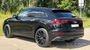 Melns Audi Q8 2024 Liepāja, ar dzinēja tilpumu 3.00 L un nobraukumu 58 tūkst. km par 65000 €, foto 8 vietnē AUTOMOTO.COM.LV