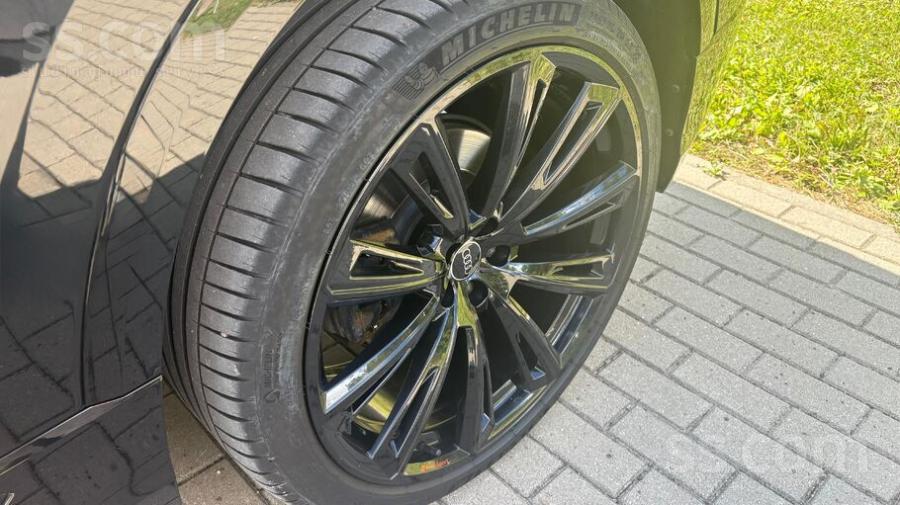 Melns Audi Q8 2024 Liepāja, ar dzinēja tilpumu 3.00 L un nobraukumu 58 tūkst. km par 65000 €, foto 15 vietnē AUTOMOTO.COM.LV