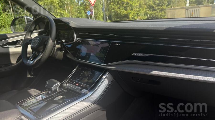Melns Audi Q8 2024 Liepāja, ar dzinēja tilpumu 3.00 L un nobraukumu 58 tūkst. km par 65000 €, foto 27 vietnē AUTOMOTO.COM.LV