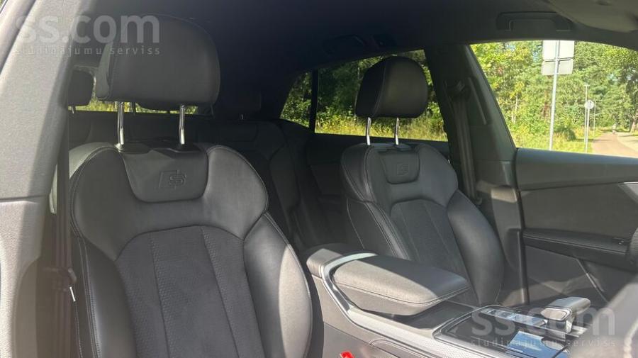 Melns Audi Q8 2024 Liepāja, ar dzinēja tilpumu 3.00 L un nobraukumu 58 tūkst. km par 65000 €, foto 29 vietnē AUTOMOTO.COM.LV