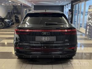 Melns Audi Q8 2025 Rīga, ar dzinēja tilpumu 3.00 L un nobraukumu 12 tūkst. km par 81990 €, foto 5 vietnē AUTOMOTO.COM.LV