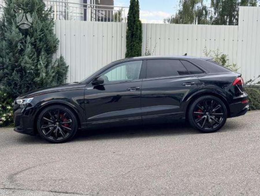 Melns Audi Q8 2025 Viļņa, ar dzinēja tilpumu 2.97 L un nobraukumu 15 tūkst. km par 85900 €, foto 2 vietnē AUTOMOTO.COM.LV