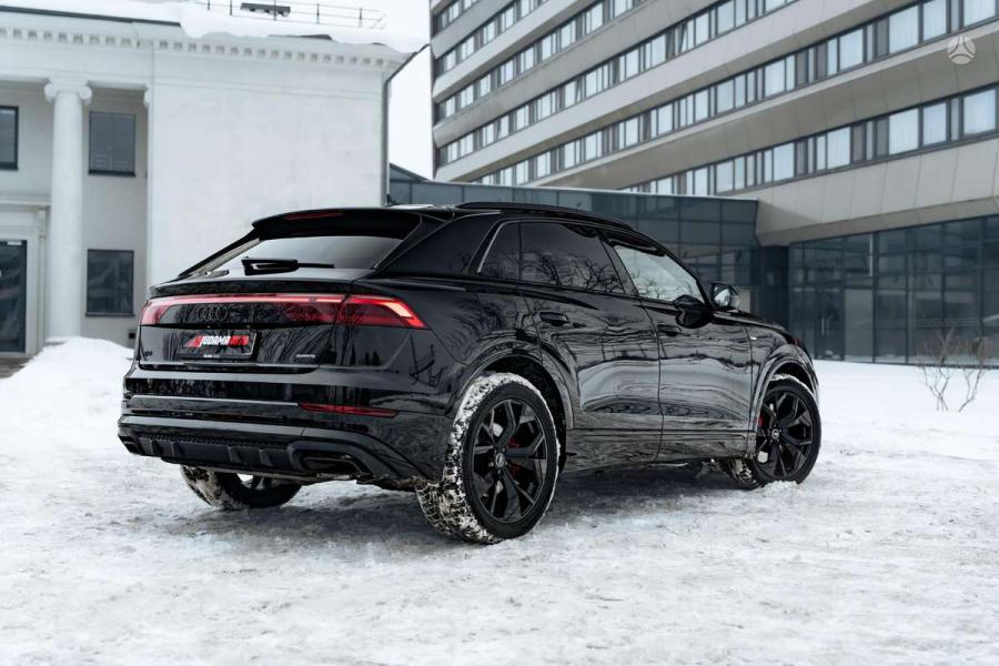 Black Audi Q8 2025 in Klaipeda, with an engine capacity of 3.00 L and mileage of 12 thousand km for 92500 €, photo 17 on AUTOMOTO.COM.LV