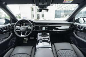 Black Audi Q8 2025 in Klaipeda, with an engine capacity of 3.00 L and mileage of 12 thousand km for 92500 €, photo 35 on AUTOMOTO.COM.LV