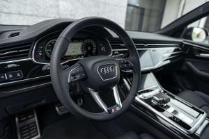 Черный Ауди Q8 2025 в Клайпеда, объемом двигателя 3.00 л и пробегом 12 тыс. км за 80000 €, фото 24 на AUTOMOTO.COM.LV