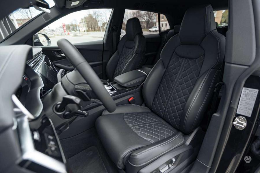 Черный Ауди Q8 2025 в Клайпеда, объемом двигателя 3.00 л и пробегом 12 тыс. км за 80000 €, фото 25 на AUTOMOTO.COM.LV