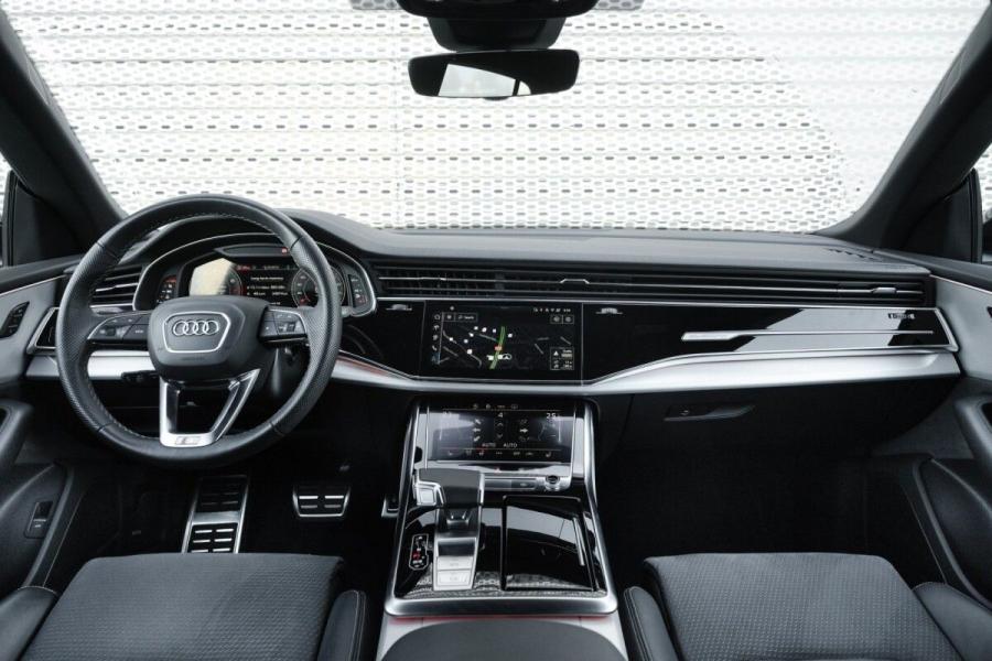 Melns Audi Q8 2025 Mārupe, ar dzinēja tilpumu 3.00 L un nobraukumu 48 tūkst. km par 69900 €, foto 8 vietnē AUTOMOTO.COM.LV