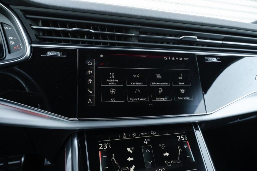Melns Audi Q8 2025 Mārupe, ar dzinēja tilpumu 3.00 L un nobraukumu 48 tūkst. km par 69900 €, foto 25 vietnē AUTOMOTO.COM.LV