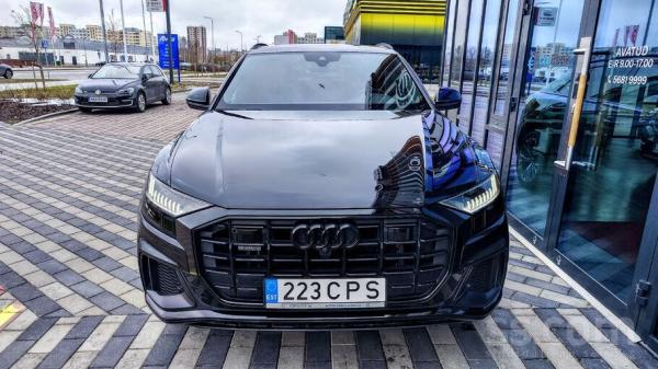 Melns Audi Q8 2018 Tallina, ar dzinēja tilpumu 3.00 L un nobraukumu 155 tūkst. km par 41990 €, foto 3 vietnē AUTOMOTO.COM.LV