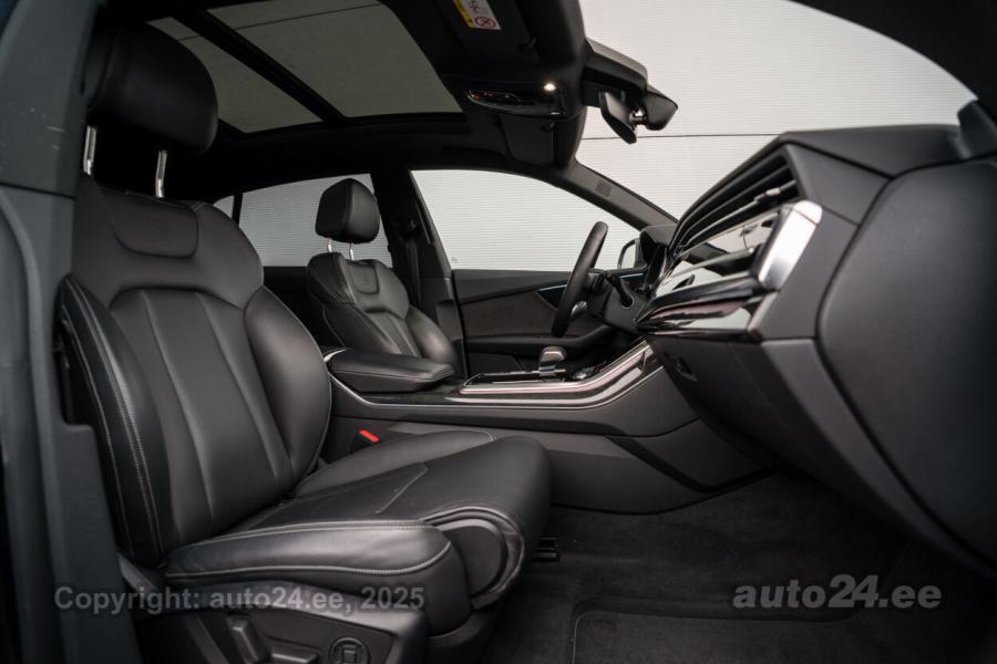 Black Audi Q8 2019 in Tartu, with an engine capacity of 3.00 L and mileage of 83 thousand km for 52900 €, photo 13 on AUTOMOTO.COM.LV