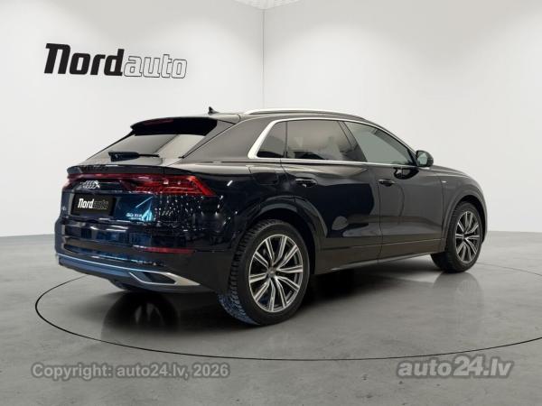 Melns Audi Q8 2019 Tallina, ar dzinēja tilpumu 3.00 L un nobraukumu 166 tūkst. km par 43900 €, foto 3 vietnē AUTOMOTO.COM.LV