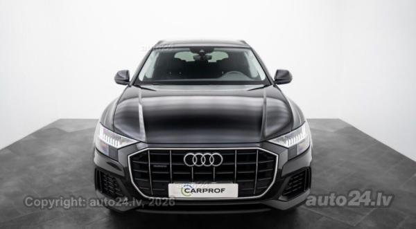 Melns Audi Q8 2019 Tallina, ar dzinēja tilpumu 3.00 L un nobraukumu 145 tūkst. km par 48800 €, foto 2 vietnē AUTOMOTO.COM.LV