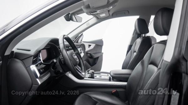 Melns Audi Q8 2019 Tallina, ar dzinēja tilpumu 3.00 L un nobraukumu 145 tūkst. km par 48800 €, foto 7 vietnē AUTOMOTO.COM.LV
