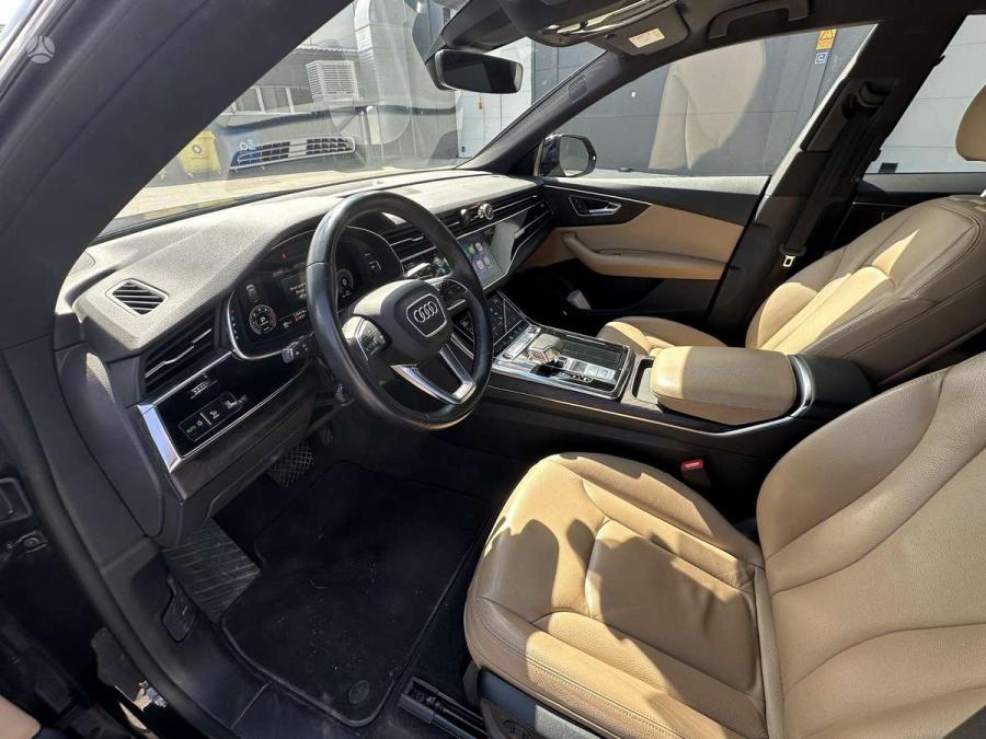 Melns Audi Q8 2021 Kauņa, ar dzinēja tilpumu 2.97 L un nobraukumu 116 tūkst. km par 49900 €, foto 3 vietnē AUTOMOTO.COM.LV