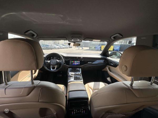 Black Audi Q8 2021 in Kaunas, with an engine capacity of 2.97 L and mileage of 116 thousand km for 49900 €, photo 6 on AUTOMOTO.COM.LV
