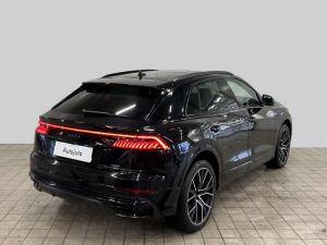 Black Audi Q8 2023 in Kaunas, with an engine capacity of 3.00 L and mileage of 51 thousand km for 67800 €, photo 4 on AUTOMOTO.COM.LV