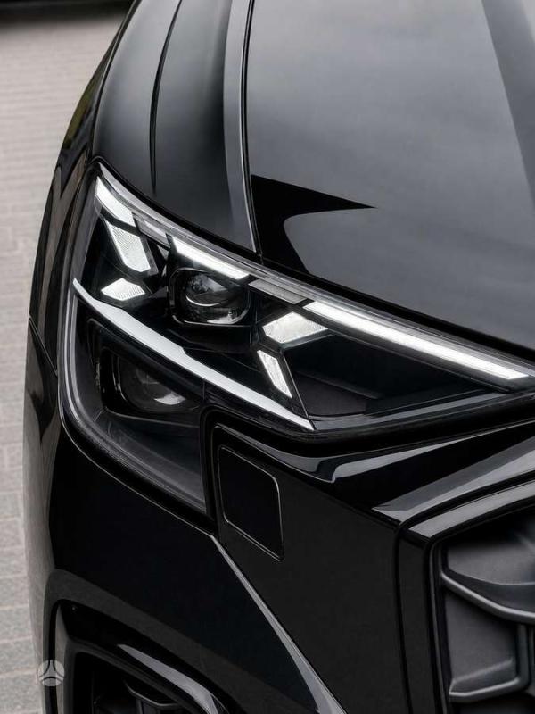 Melns Audi Q8 2025 Viļņa, ar dzinēja tilpumu 3.00 L un nobraukumu 13 tūkst. km par 98990 €, foto 5 vietnē AUTOMOTO.COM.LV