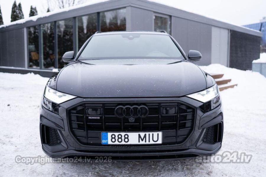 Black Audi Q8 2021 in Tallinn, with an engine capacity of 3.00 L and mileage of 72 thousand km for 56900 €, photo 3 on AUTOMOTO.COM.LV