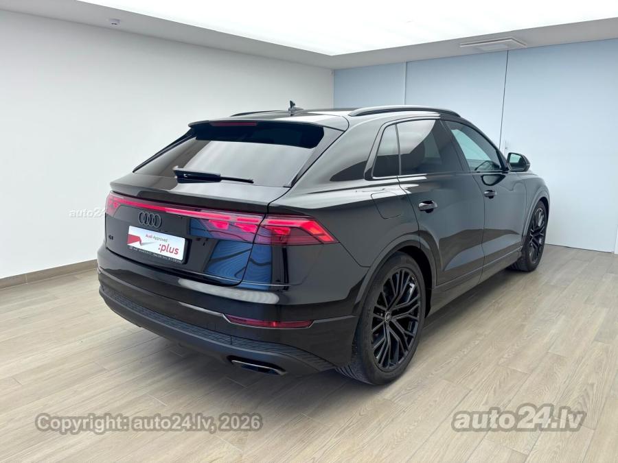 Black Audi Q8 2024 in Tartu, with an engine capacity of 3.00 L and mileage of 36 thousand km for 74900 €, photo 3 on AUTOMOTO.COM.LV
