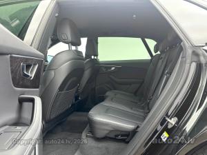 Black Audi Q8 2024 in Tartu, with an engine capacity of 3.00 L and mileage of 36 thousand km for 74900 €, photo 11 on AUTOMOTO.COM.LV