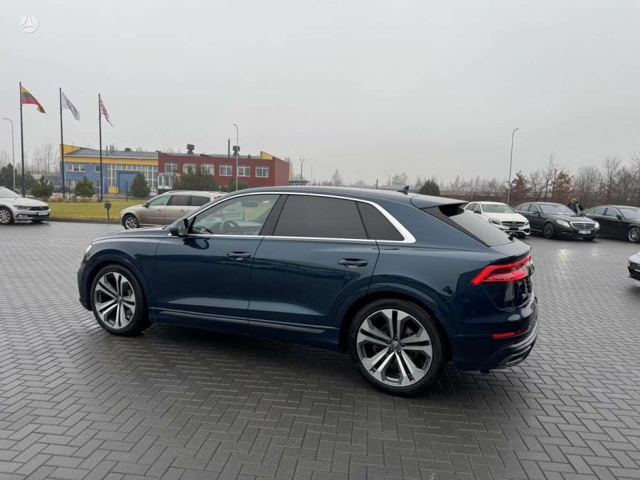 Zils Audi Q8 2019 Telšiai, ar dzinēja tilpumu 2.97 L un nobraukumu 227 tūkst. km par 35999 €, foto 4 vietnē AUTOMOTO.COM.LV