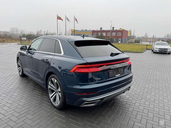 Zils Audi Q8 2019 Telšiai, ar dzinēja tilpumu 2.97 L un nobraukumu 227 tūkst. km par 35999 €, foto 5 vietnē AUTOMOTO.COM.LV
